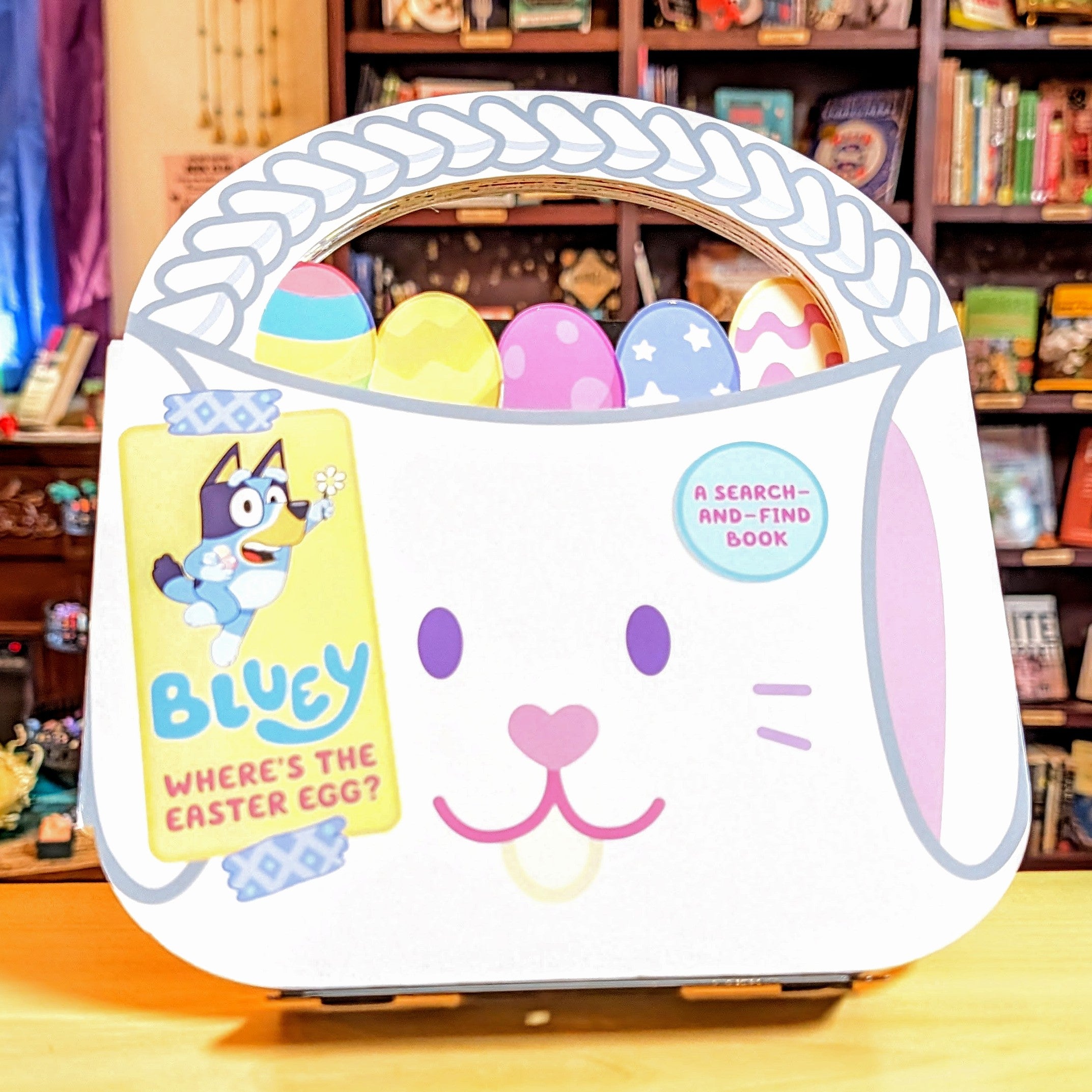 Bluey: Where's the Easter Egg?: A Search-And-Find Book – Golden Leaf Books