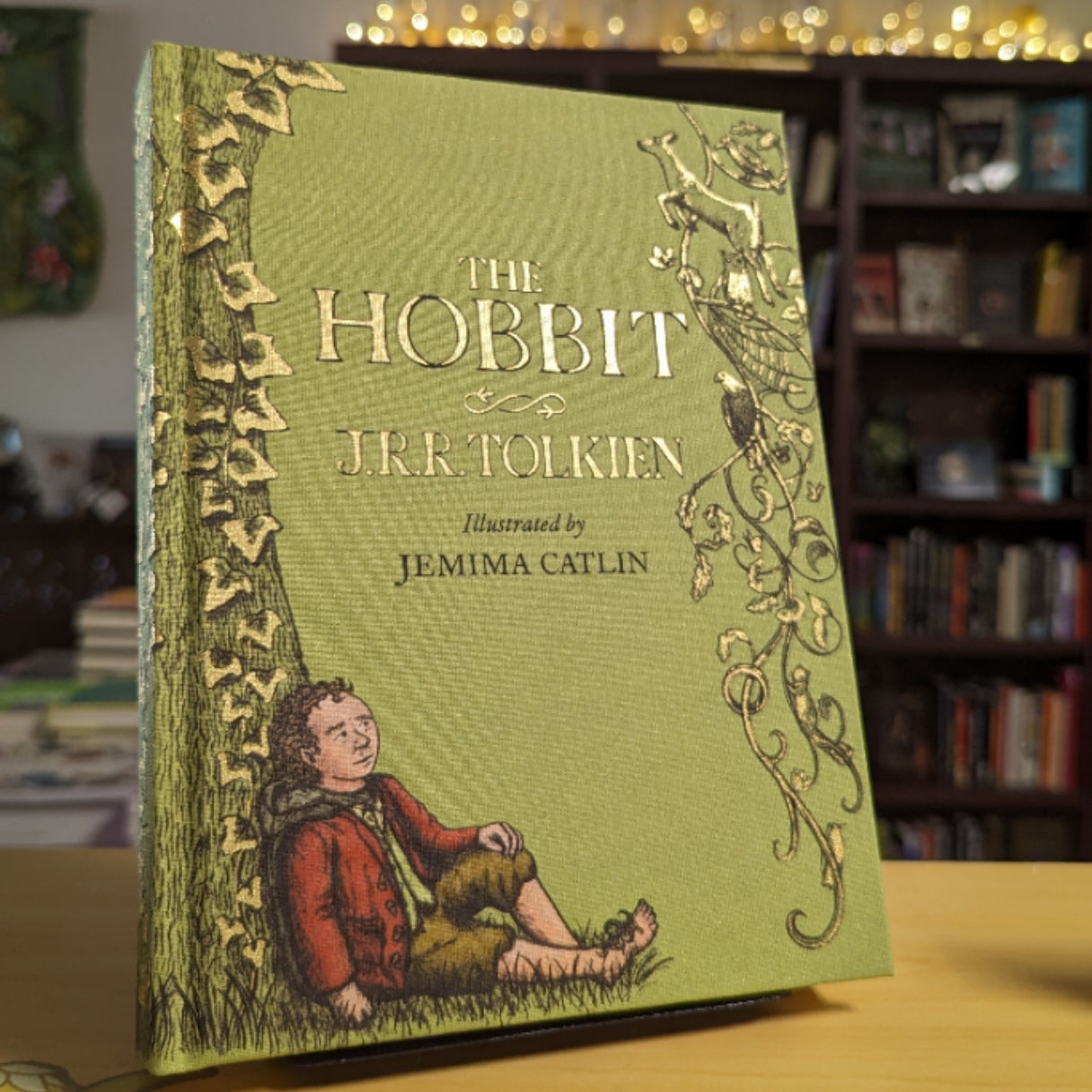 The Hobbit: Illustrated Edition – Golden Leaf Books
